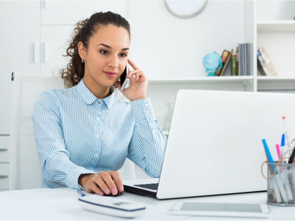 What Qualifications Do You Need to be an Administrative Assistant?